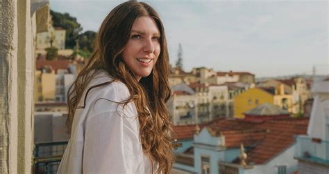 Vacationer Of The Week Chloe Beth Vacationer Magazine