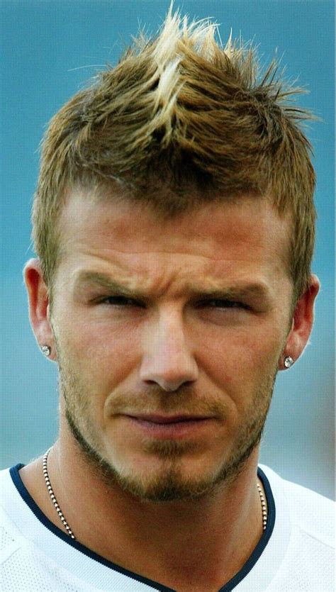 Así Ha Evolucionado El Pelo De David Beckham Cortes Tintes Y Peinados
