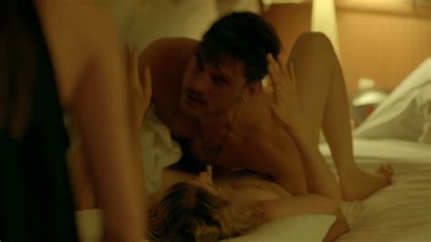 Tato Alexander Nua Em The Alien