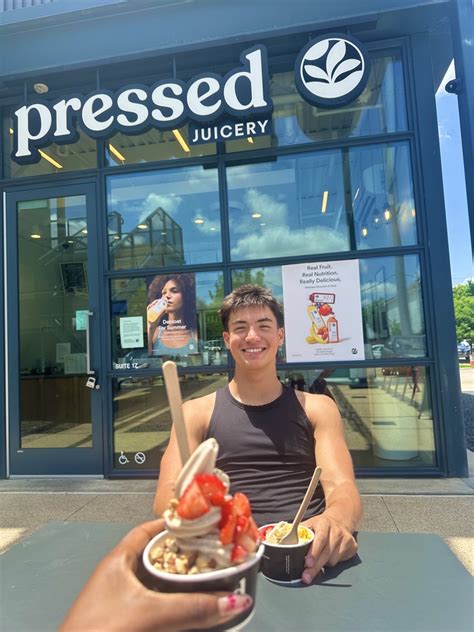 Chia And Julian Nguyens Review Of Pressed Juicery Taste