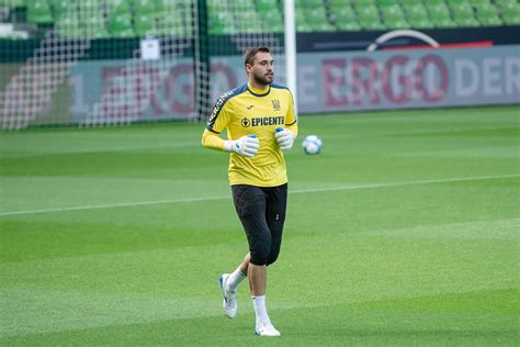 Rustam Khudzhamov Made His Debut As The Goalkeeper Coach Of The