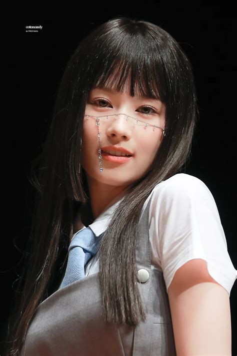 사나 촬스의 이슈와 유머