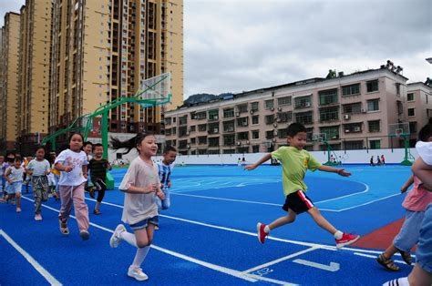 貴州石阡樓頂操場扮靚校園8 圖片頻道 人民網