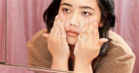 How To Use Retinol On Sensitive Skin