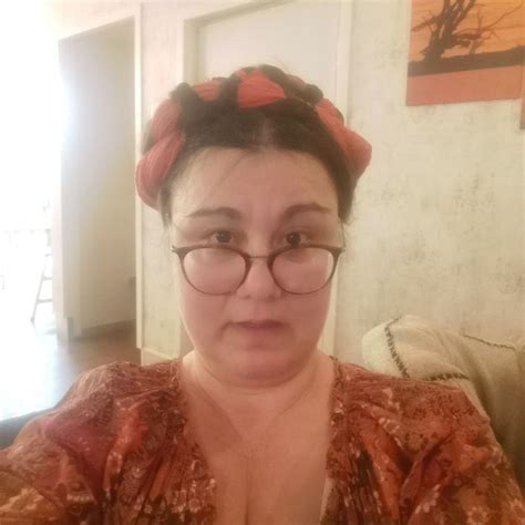 Българи ДЕПУТАТИ ЗАПЛАТИ От вчера депутатите са с по високи заплати И това не е първоаприлска