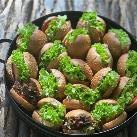 خانه سفارش انواع سینی فینگرفود تهران و پک پذیرایی