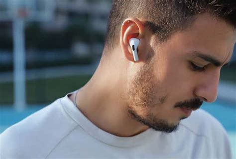 Is It Safe To Wear Bluetooth Headphones All Day