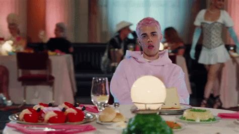 Yummy  By Justin Bieber Find And Share On Giphy