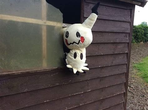 Pin By Ƹ̵̡Ӝ̵̨̄Ʒ ᲼ On Pokémon Mimikyu Pokemon Teams Pokemon Memes
