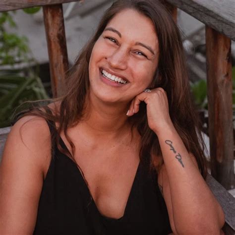 Silvana Flores
