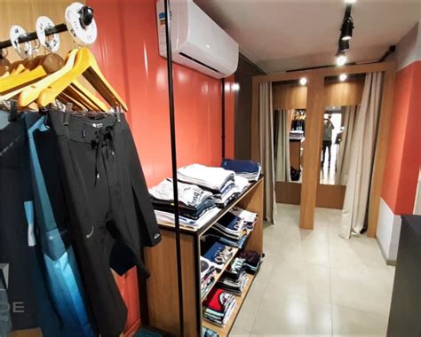 Outlet Inside Containers