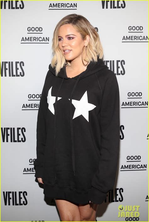 Pregnant Khloe Kardashian Covers Up Her Baby Bump At Good American Events Photo Khloe