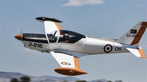 Учебен самолет се разби в Турция двамата пилоти загинаха Новини бг