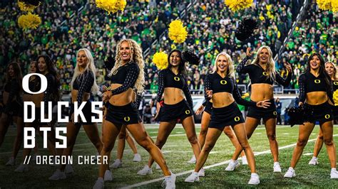 University Of Oregon Cheerleader