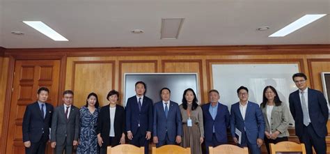 Зөвшөөрлийн тухай хуулийн хэрэгжилтийг хангах Зөвлөл байгуулагджээ Mining Insight