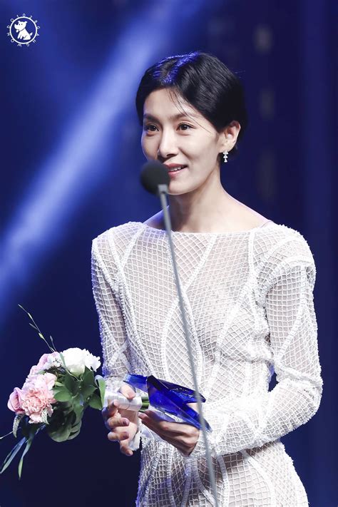 Pin On 김서형 Kim Seo Hyung