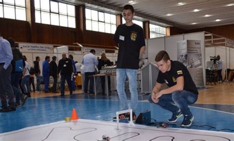 Горна Оряховица е докамин на първия конкурс изложение „Младежко техническо творчество“ В