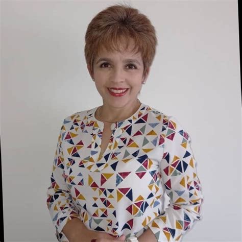 ninoska contreras optometrista especialista en baja visión linkedin