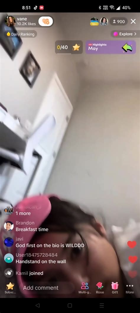 Lagi Challenge Push Up Keliatan Dikit