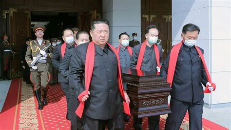 김정은 현철해 마지막 길 직접 운구로 배웅