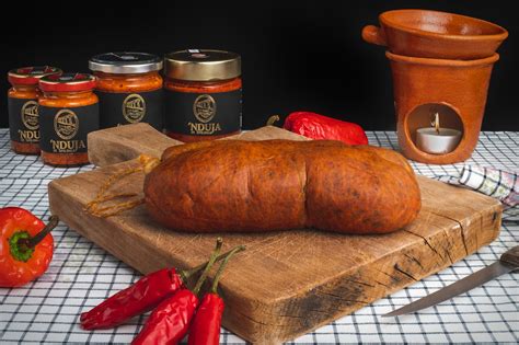 Her Majesty The Nduja Is Celebrated In Spilinga Italiani It