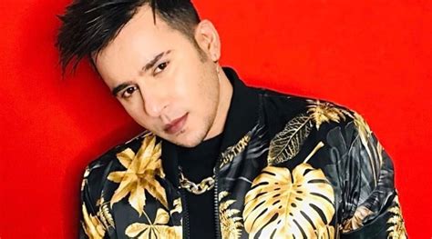 Aditya Singh Logo Aditya Singh 5th Edition Of Et Now Cx Summit