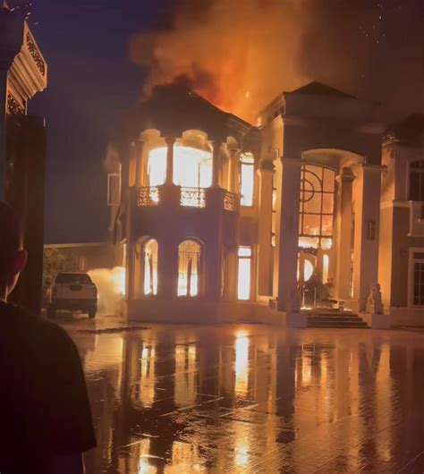 ທັນຂ່າວ ທັນຂ່າວ Added A New Photo