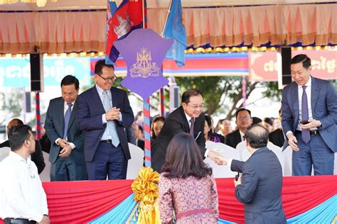 សម្តេចតេជោ ហ៊ុន សែន ប្ដេជ្ញាទប់ស្កាត់នូវរាល់សកម្មភាពដែលនាំទៅរកការដណ្ដើមអំណាច