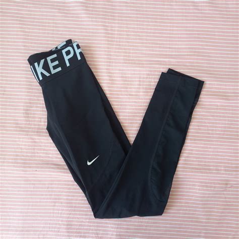 Nike Pro Leggings Women S Fashion Activewear On Carousell