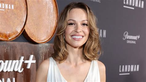 Actress Kayla Wallace 60 Photos Moonagedaydreamfilm
