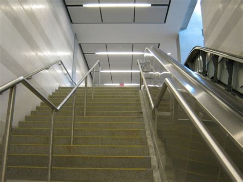 Canada Line Photography 2009 08 18 Yaletown Roundhouse Station