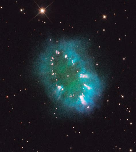 Necklace Nebula Wikipedia