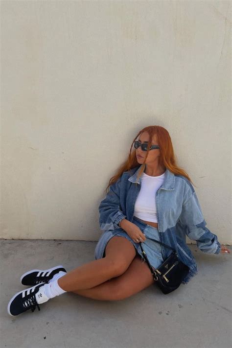 16 Cute Denim Mini Skirt Outfits You Can Easily Recreate London