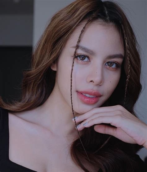 เปิดประวัตินางงามสุดสวย น้ำเพชร อิสรีย์ มิสแกรนด์นครสรรค์