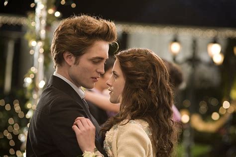 Twilight Is Returning To Theaters For Its Year Anniversary