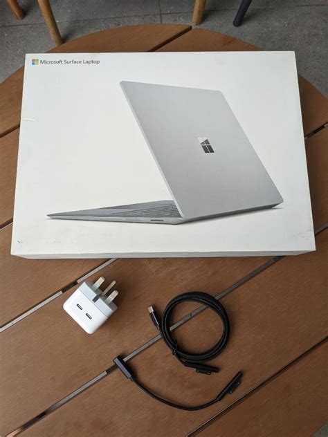 Microsoft Surface Laptop Model 1769 Core I5 256gb 8gb Ram Computers And Tech Laptops