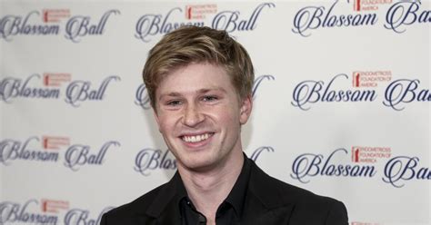 Robert Irwin Follows In Sister Bindis Footsteps With Dwts Win