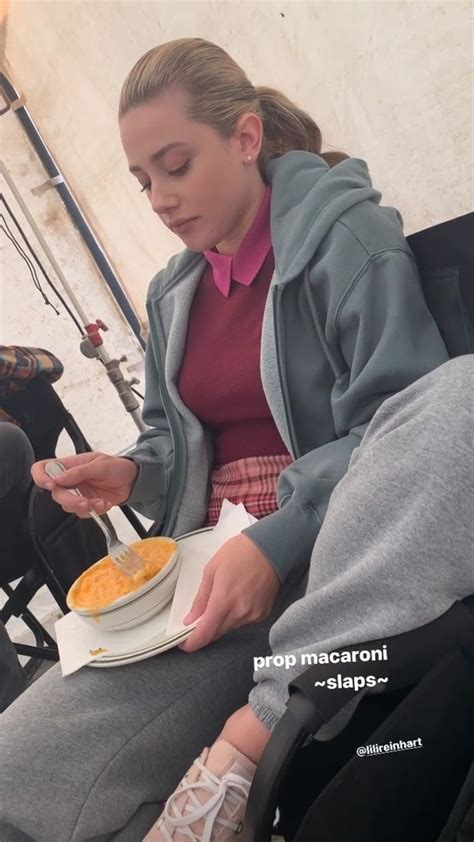 Lili Via Stories Da Camila Mendes