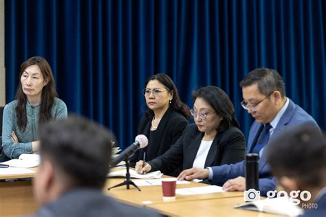 Шүүх хурлыг шууд дамжуулах үеэр хүний эрх зөрчигдөж буй эсэхийг хөндөн ярилцав