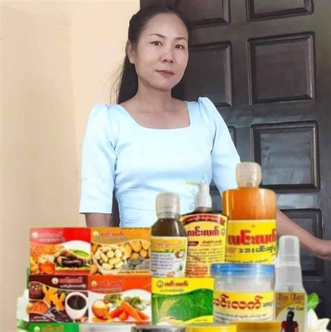 မော်ဒယ်မြတ်နိုးစံက သူမရဲ့ဆံပင်ကို လင်းလက်ပေါင်းဆီနဲ့လျှော်ရည်လေး သုံးပြီး ထိန်းသိမ်းပါတယ်တဲ့ မြတ