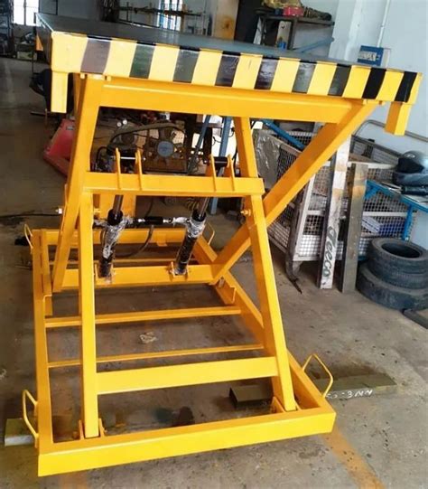 Loading Unloading Scissor Lift Gas Cylinder Loading Unloading Scissor Lift Manufacturer From