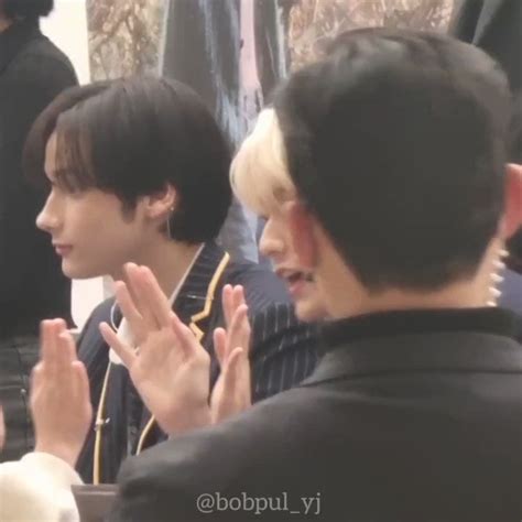 230203 코엑스 수빈 모아랑 하이파이브 손 크기 차이 봐🫠 수빈 밥풀 Bobpulyj