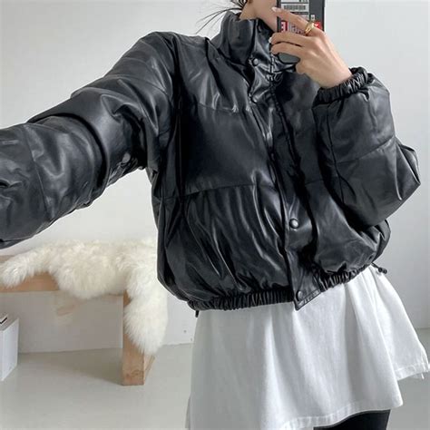 4컬러 숏패딩 크롭패딩 오버핏 빅사이즈 점퍼 누빔 퀼팅 가죽 레더 골덴 코듀로이 지퍼 밴딩 벌룬 퍼프 긴팔 자켓 후드 롱패딩 경량 니트 하객룩 조끼 기모 겨울 양털 인다 패딩