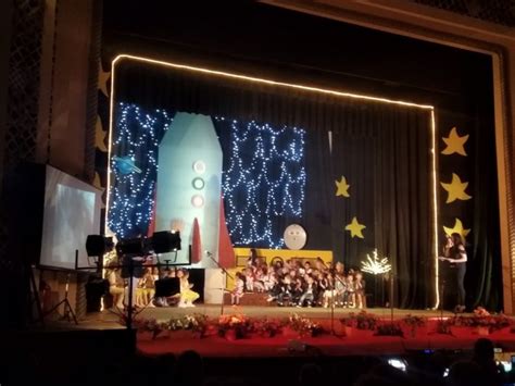 Хлапета от Брезник направиха космодрум и пуснаха ракета за Деня на детето