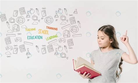 خرید و قیمت تصویر دختر دانش آموز درحال اجازه گرفتن و نگاه به کتاب ترب