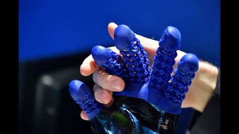 Wef19 Sam The Soft Robotic Hand Youtube