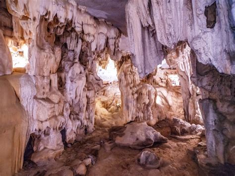Thien Canh Son Cave Vietnam Is Awesome