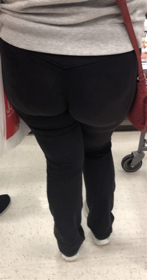 Latina With Deep Wedgie Oc Spandex Leggings And Yoga Pants Forum