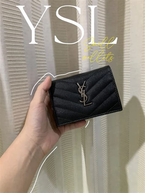 Ysl Small Wallet แกลเลอรีที่โพสต์โดย Ploy🧸🌈 Lemon8