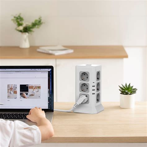 Контакт кула Krassus 250v 16a 3680w 12 стандартни контакта Schuko 3 X Usb A 1 X Usb C